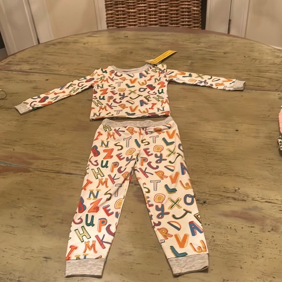 𝘔𝘶𝘥 𝘱𝘪𝘦 | Matching Sets | Alphabet | Poshmark